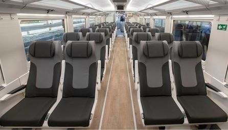 Renfe pone en servicio los primeros trenes Alvia remodelados