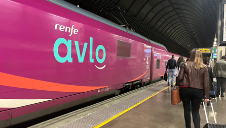Un total de 1.600 viajeros utilizan hoy los nuevos servicios Avlo