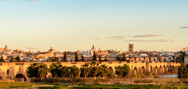 ¿Qué ver en Badajoz? Turismo en Extremadura | Renfe