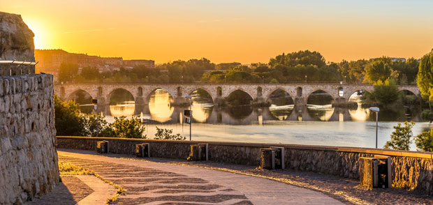 ¿Qué ver en Zamora? Descubre la ciudad del románico | Renfe